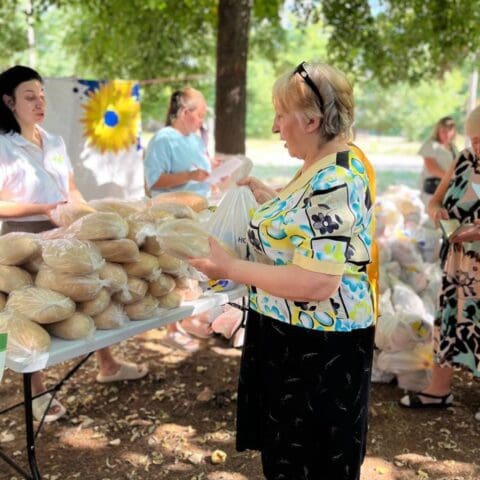 How to Volunteer in Ukraine & Support Families in Need